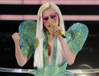 Lady Gaga chega a 10 milhões de seguidores no Facebook - OFuxico