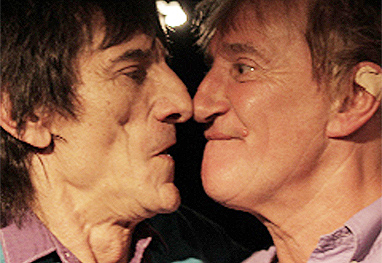 Rod Stewart e Ron Wood voltam a tocar juntos - OFuxico