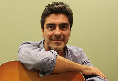 Junno Andrade se inspira em Xuxa para fazer música - OFuxico