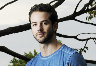 Bruno Dubeux diz que aprende a atuar assistindo muitas novelas - OFuxico