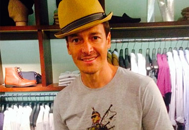 Antes de voltar ao trabalho, Rodrigo Faro faz compras para seu guarda ...