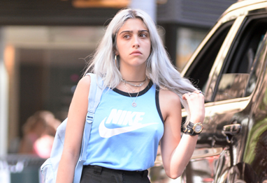 Lourdes Maria mostra estilo em Nova York - OFuxico