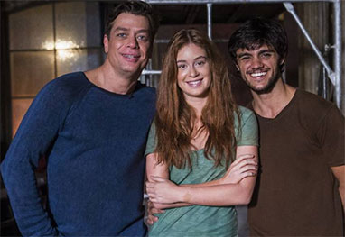 Autores comentam sobre Arliza ou Joliza em Totalmente Demais - OFuxico