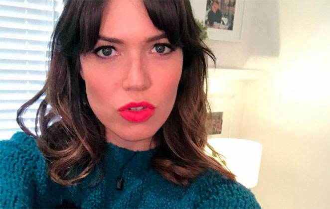 Mandy Moore revela que a mãe deixou seu pai por outra mulher - OFuxico