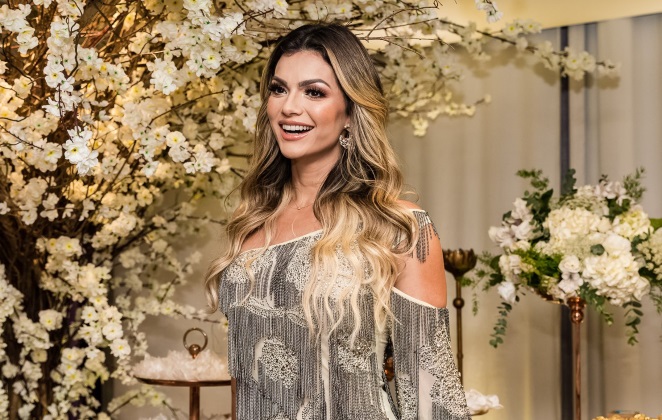 Kelly Key comemora um milhão de inscritos com festão - OFuxico