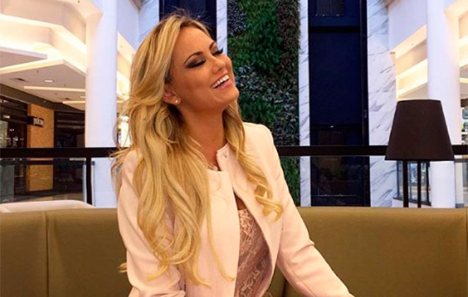 Veja as sete vezes que Ellen Roche arrancou suspiros da web - OFuxico