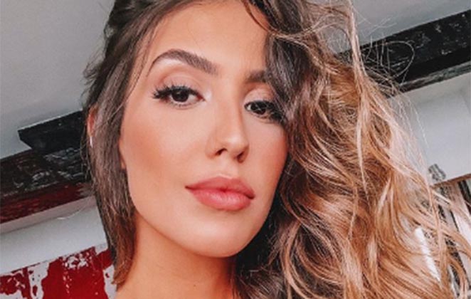 Gabi Brandt exibe fina silhueta 15 dias após dar à luz - OFuxico