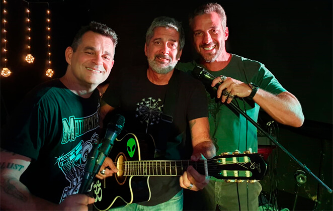 Carlos Bonow e Fred Eça se apresentam na Zona Oeste do RJ - OFuxico