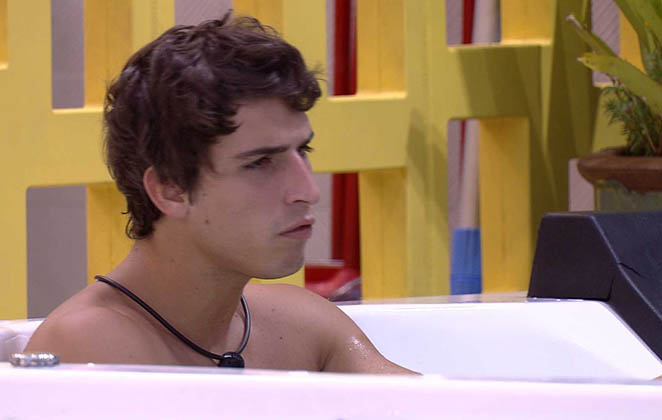 BBB20: Felipe quer ir para o Paredão com Marcela - OFuxico