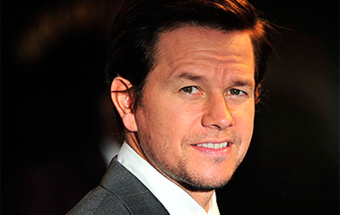 Mark Wahlberg revela que passa 20 minutos por dia rezando - OFuxico