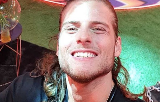 BBB20: Daniel se atrapalha em jacuzzi e vira piada na web - OFuxico