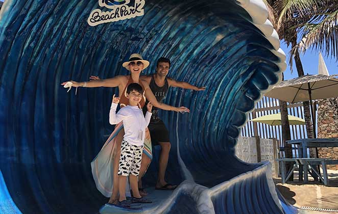 Raka Minelli curte o Beach Park e revela vontade de escrever livro de ...