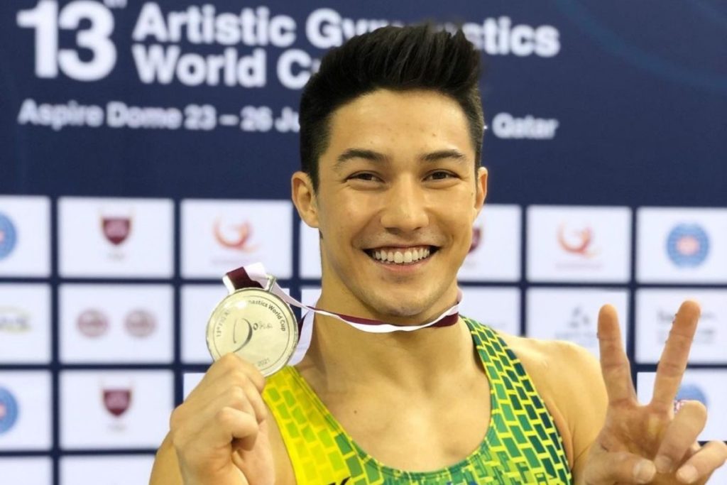 Arthur Nory reclama ao virar assunto em rede social e funkeira responde