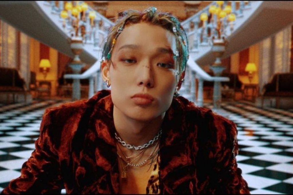 Bobby, do iKON, dá boas-vindas ao primeiro filho com futura esposa