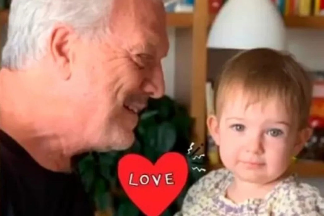 Pedro Bial aparece em momento fofo e raro com a filha Dora