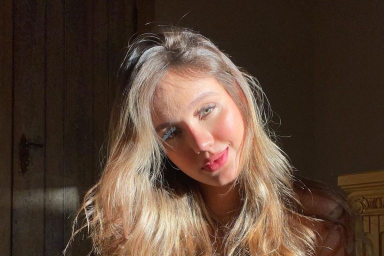 Biah Rodrigues revela desejo para 2022: 'Vacina para todos'