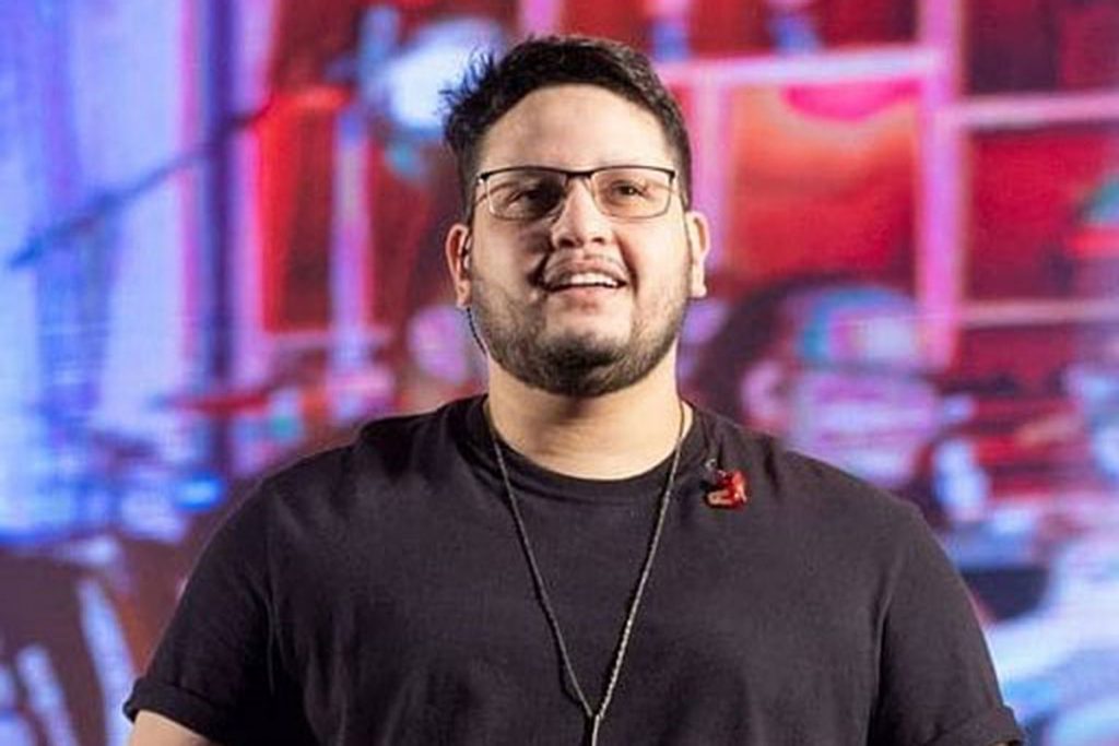 Morre, aos 28 anos, o cantor Maurílio, da dupla com Luiza