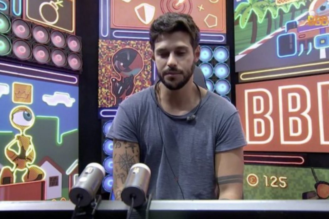 BBB22: "Me deem uma chance", pede Rodrigo ao público no Raio-X