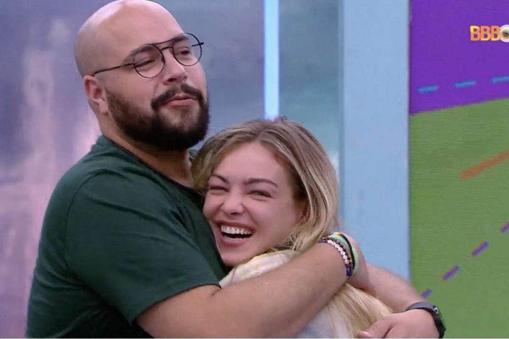 BBB22: Bárbara cai ao tentar brincar no quarto da líder - OFuxico