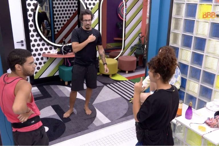 BBB22: Maria desconfia de Tiago antes de paredão - OFuxico