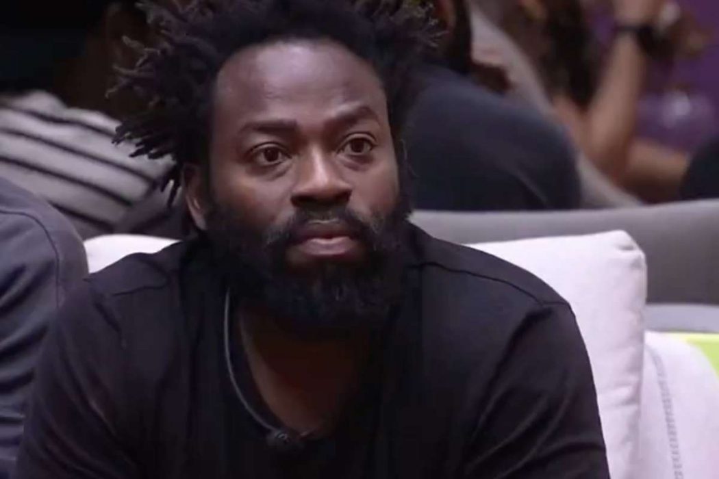 BBB22: 'Aqui pela minha família', diz Douglas sobre reality - OFuxico