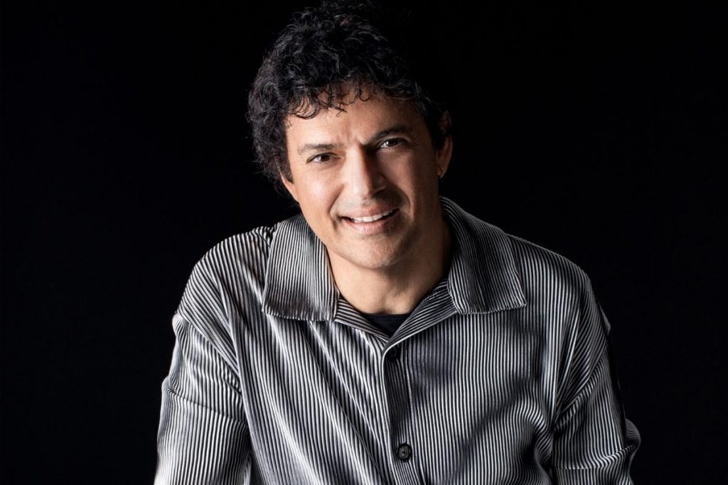 Jorge Vercillo agita São Paulo com novo show: 'Raça Menina'. Saiba mais!