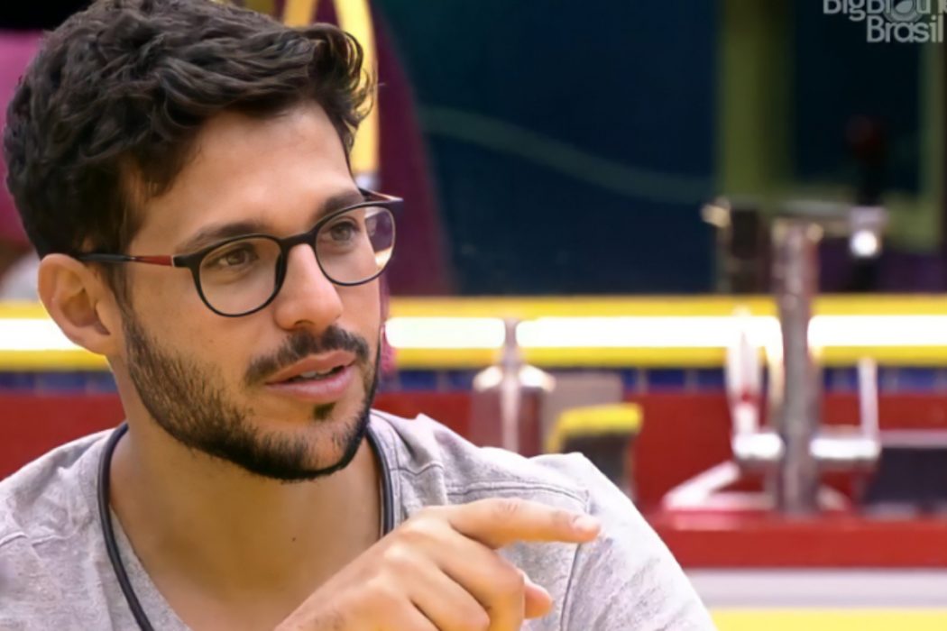 Prestes a receber alta, Rodrigo Mussi está sorridente e falante