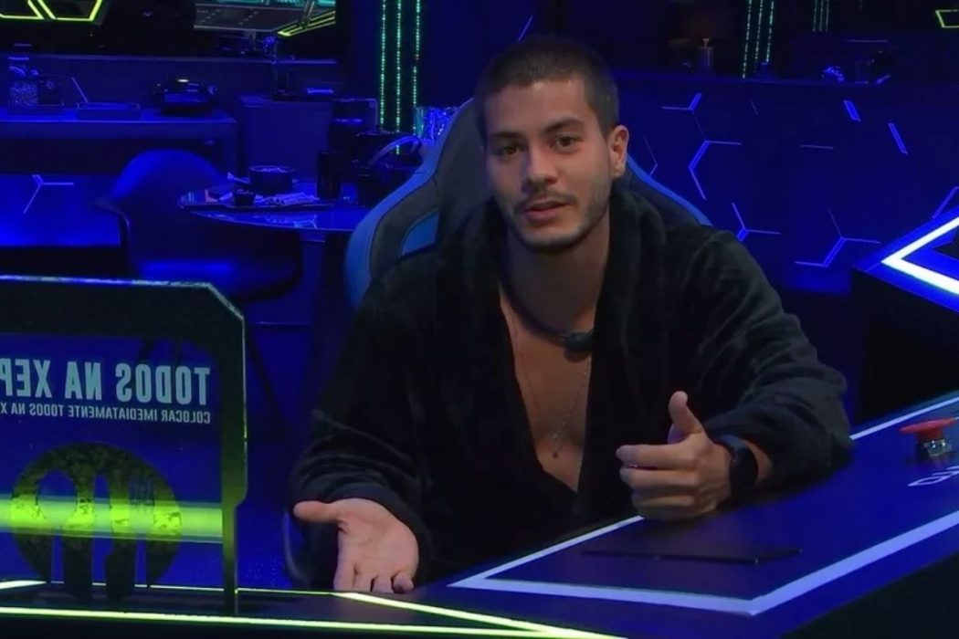 Neta mais velha da Rainha Elizabeth quer que Harry deixe de provocações