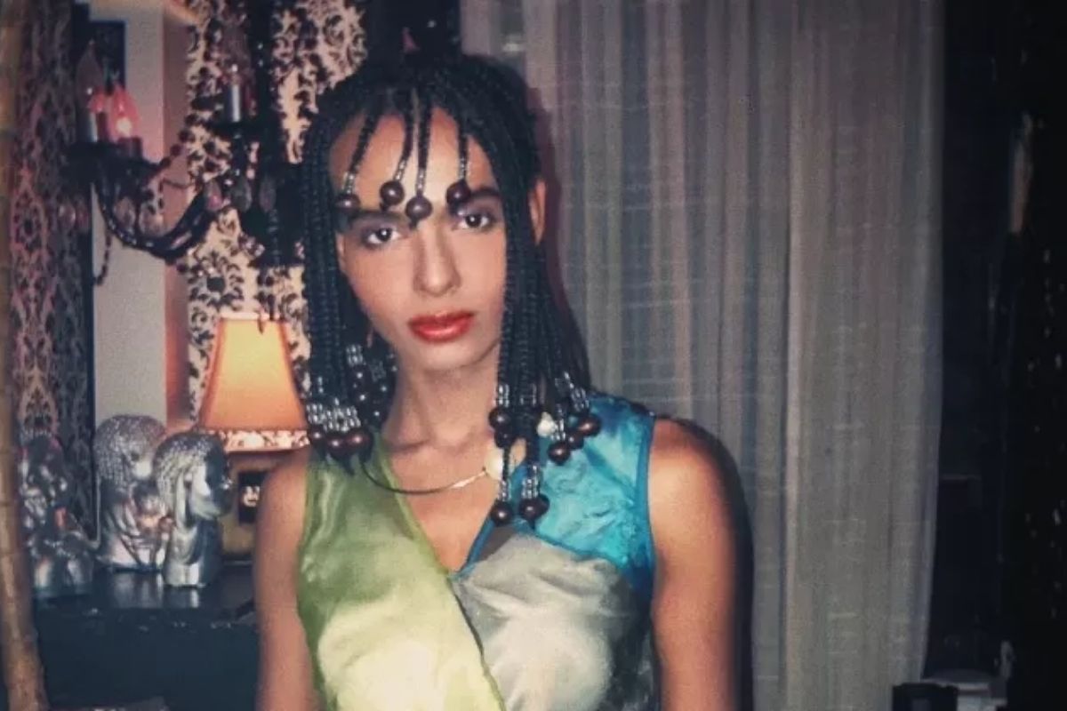 Jotta, ex-cantora gospel, posa de biquíni e recebe elogios dos seguidores