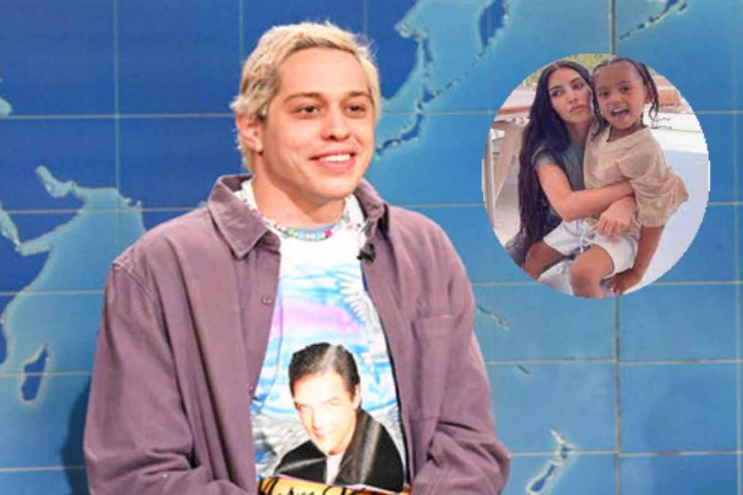 Pete Davidson leva filho de Kim Kardashian ao Walmart