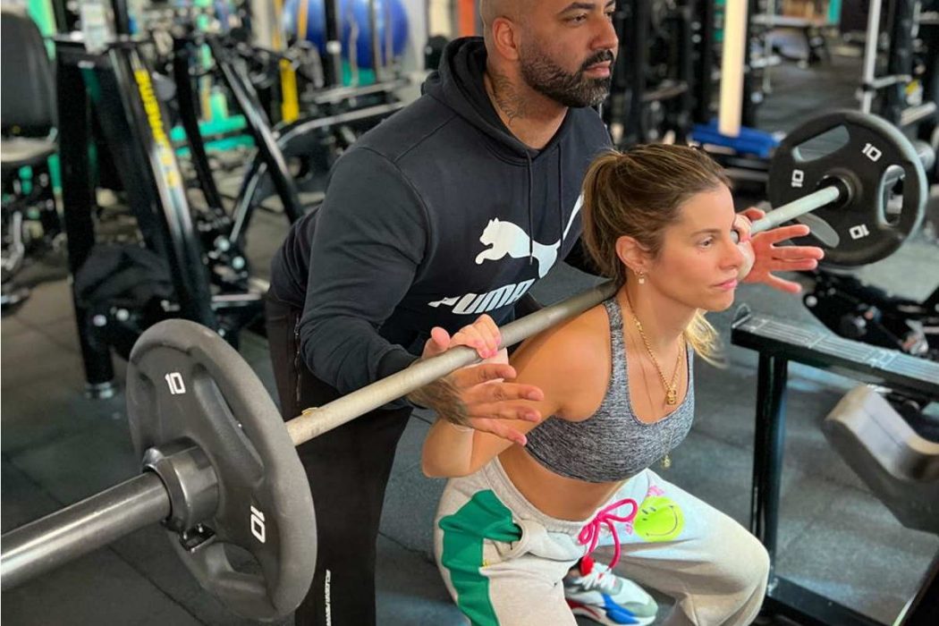 Após duas gestações e perda de massa muscular, Shantal volta aos treinos