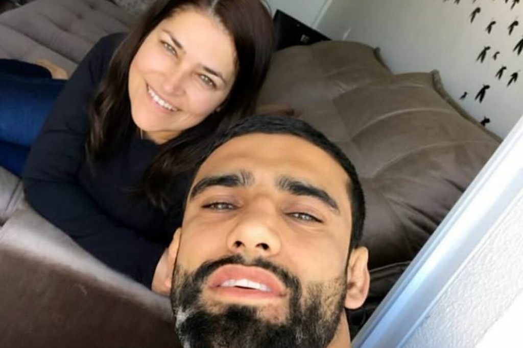 Mãe de Leandro Lo diz que PM que matou seu filho também era lutador