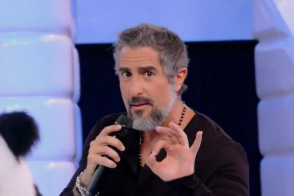 Marcos Mion emociona no primeiro ano de Caldeirão: ‘Felicidade existe’