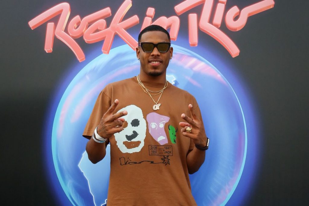 Paulo André chega para o segundo dia de Rock In Rio. Veja! - OFuxico