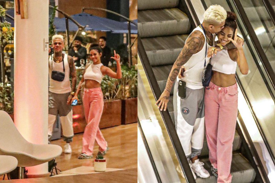 Bella Campos 'faz o L' e aparece com MC Cabelinho. Fotos!