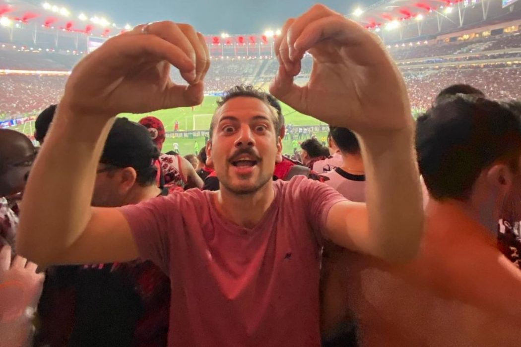 Cartolouco, ex-A Fazenda, perde R$ 100 mil em sete minutos e web zoa