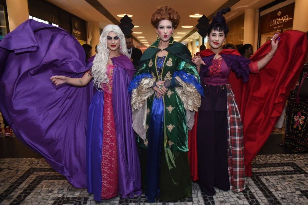 Famosos se reúnem para Baile de Halloween cheio de glamour - OFuxico