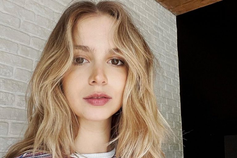 Isa Scherer faz comemoração em dose dupla em dia de aniversário