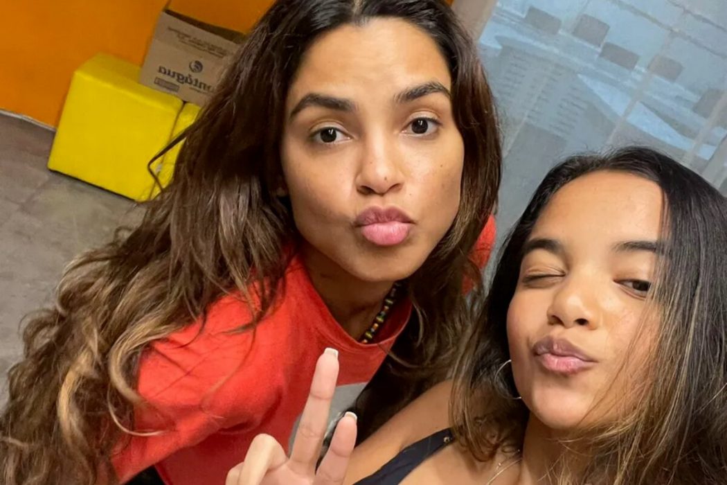 Travessia ou O Clone? Conheça a atriz que vive a 'Brisinha'