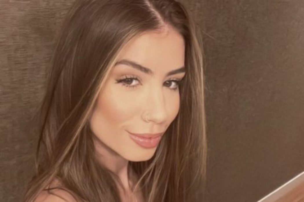 Maria Lina, ex de Whindersson, revela problema em pós-operatório