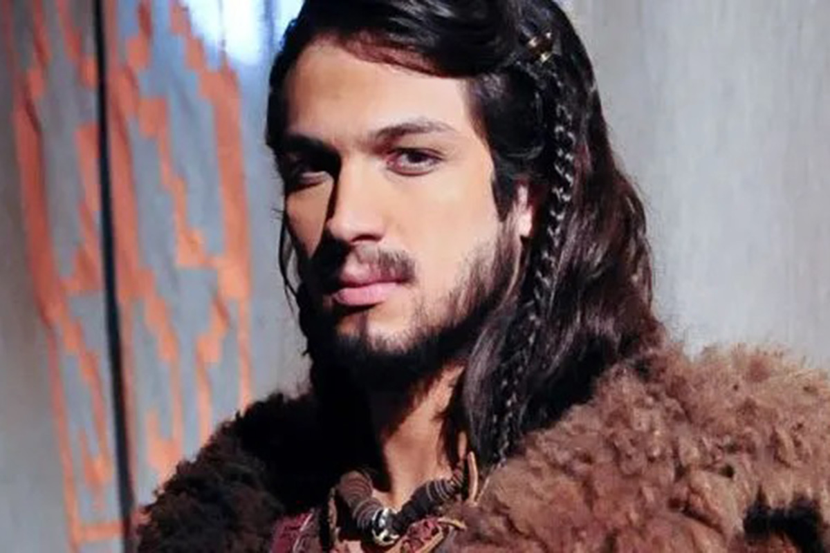 Relembre a carreira de Romulo Estrela, o Oto de 'Travessia'