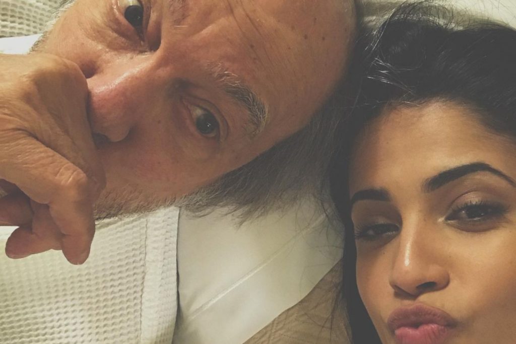 Viúva de Erasmo Carlos fala sobre reler a certidão de óbito do cantor