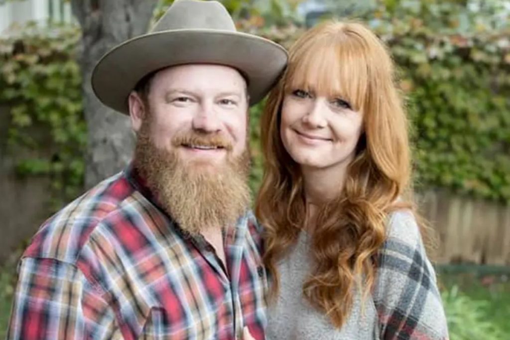 Cantor Jake Flint se casa e morre horas depois, aos 37 anos