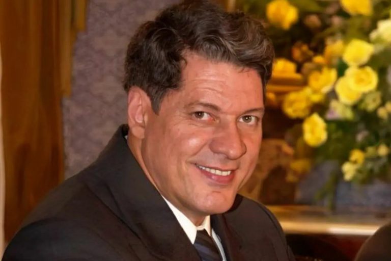 Chocolate Com Pimenta: Reginaldo é demitido