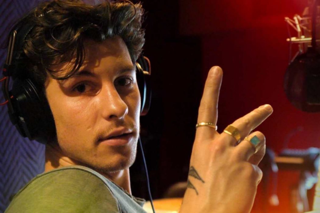 Shawn Mendes pode estar namorando médica gata de 50 anos