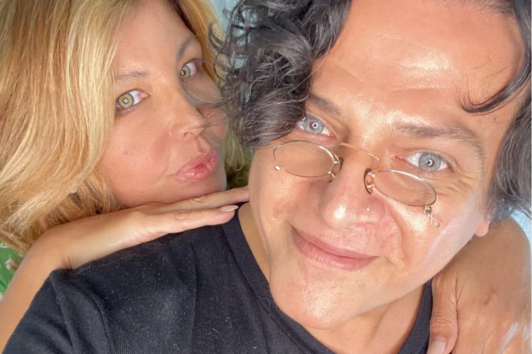 Roberta Close surge loira e de olhos verdes