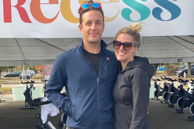 Atriz de 'One Three Hill' dá detalhes da morte do marido, atingido por ...