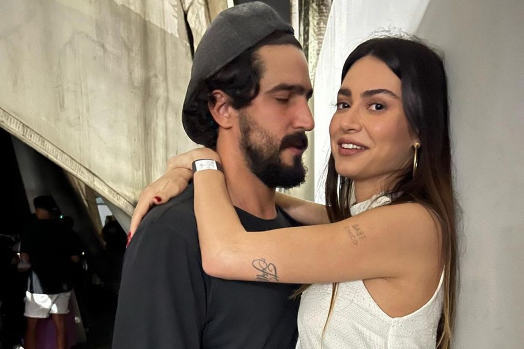 Thaila Ayala se declara para Renato Góes: 'Obrigada por tanto'