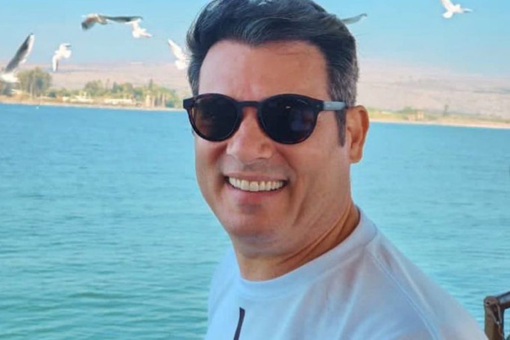 Celso Portiolli deixa pelos crescer e surge irreconhecível. Veja!