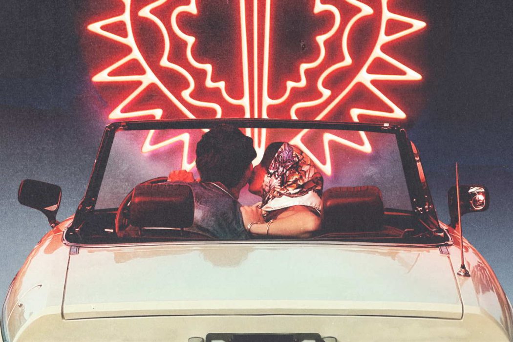 Giulia Be protagoniza videoclipe com o namorado, Conor Kennedy